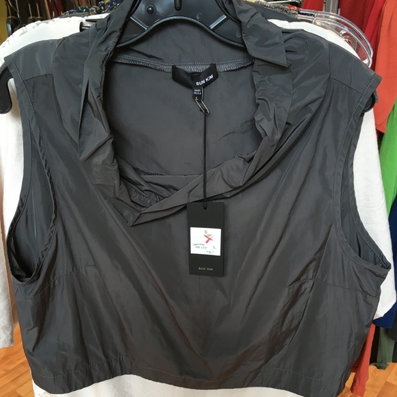 Sun Kim | Jackets & Coats | Sun Kim Comfy Crop Vest Nwt | Poshmark